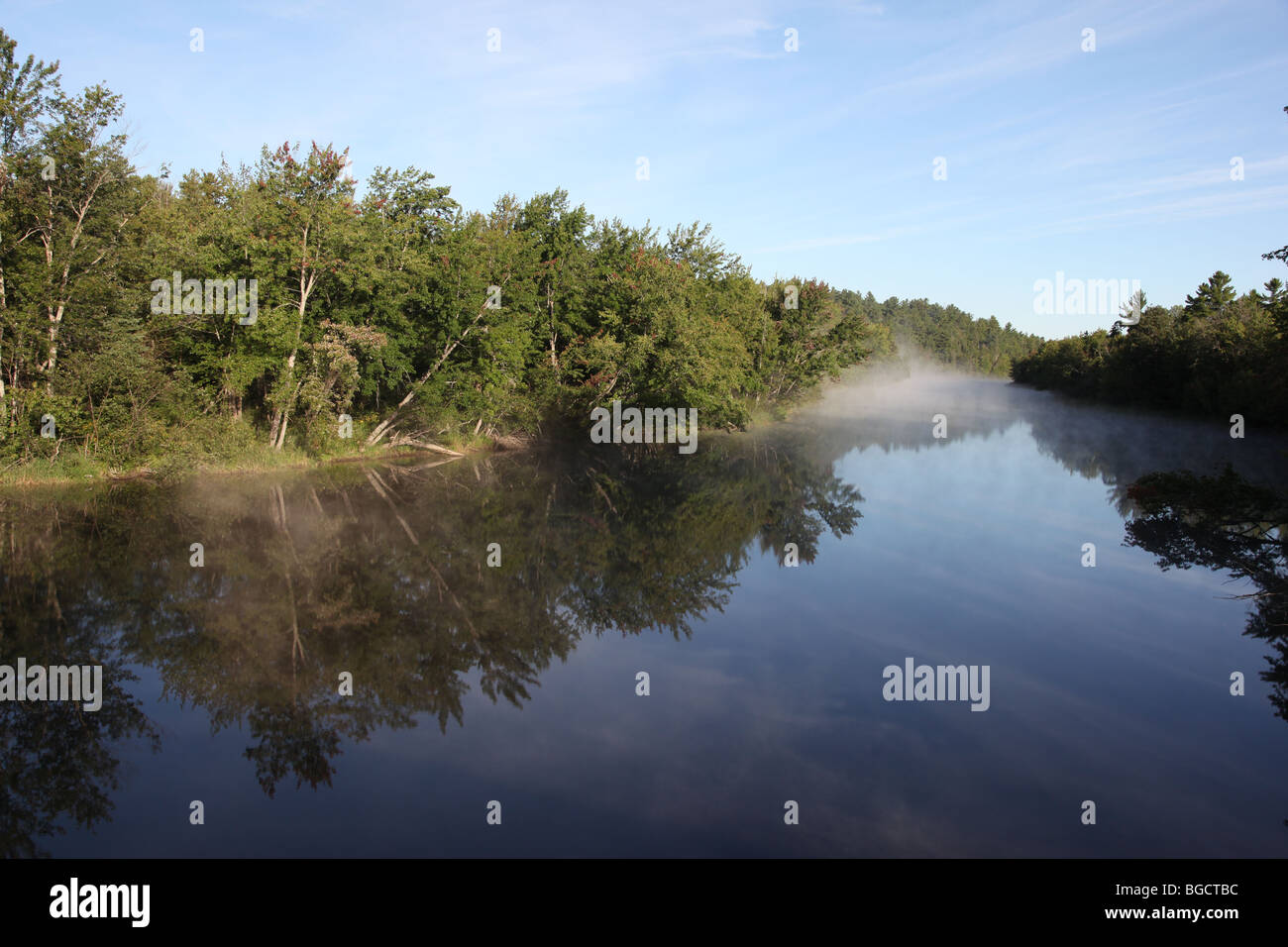Reflective scene hi-res stock photography and images - Alamy