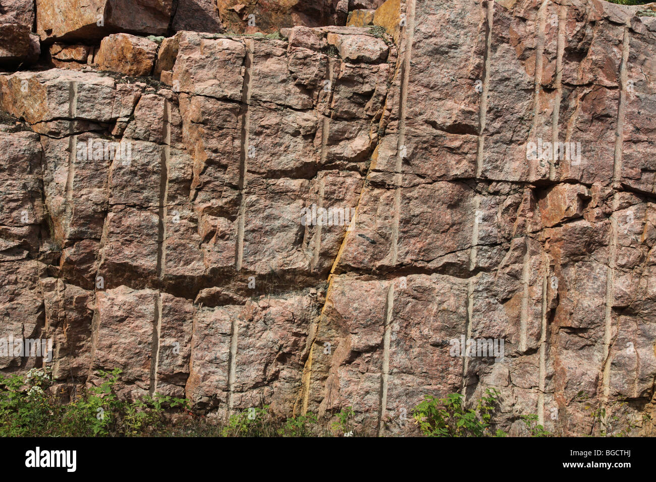 Blasting wall hi-res stock photography and images - Alamy