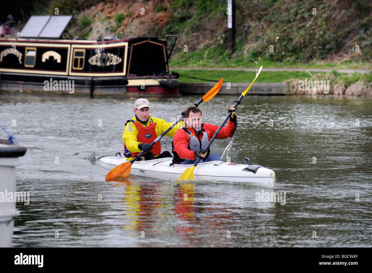 Westminster devizes canoe race High Resolution Stock Photography and ...