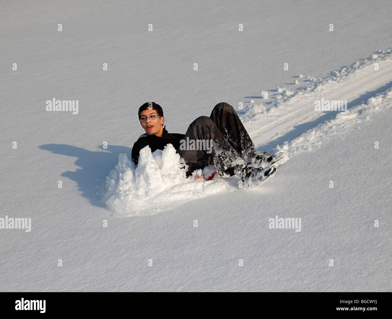 Uk snow sledging sledding hi-res stock photography and images - Alamy
