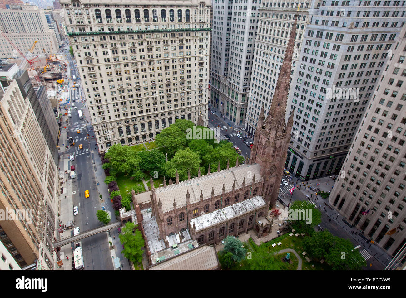 Trinity Church in downtown Manhattan New York City Stock Photo - Alamy