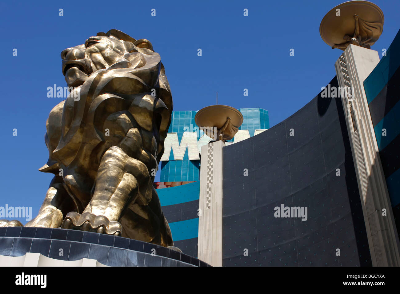 Mgm grand las vegas lion hi-res stock photography and images - Alamy