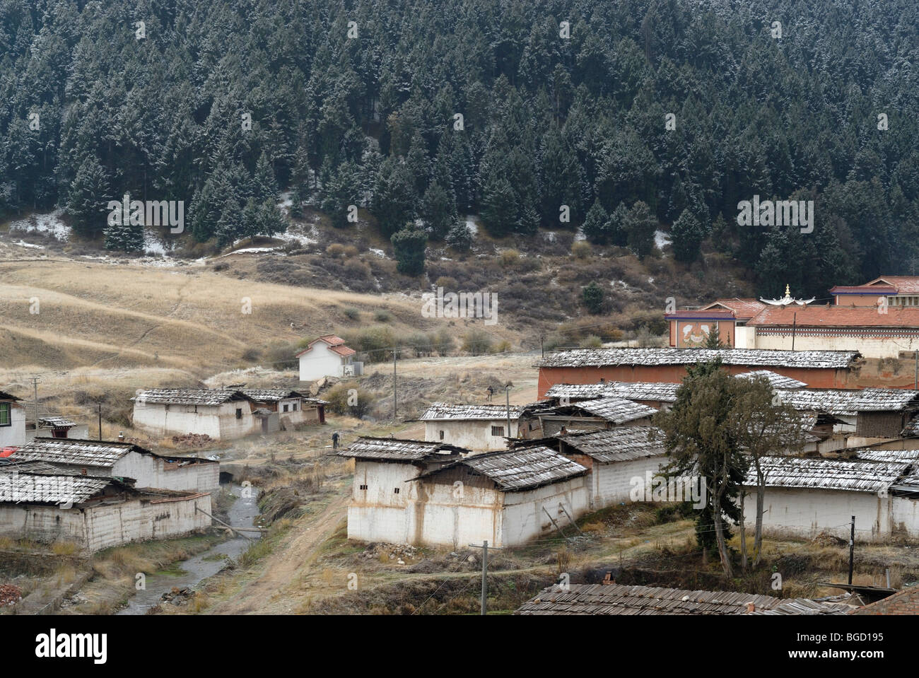 Dachang Tibetan Lhamo Kirti monastery, Tibetan Taktsang Lhamo Kirti ...
