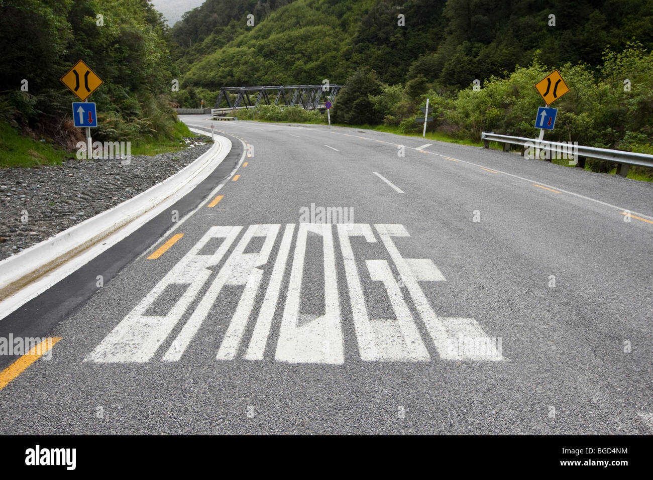 Bridge sign road hi-res stock photography and images - Alamy