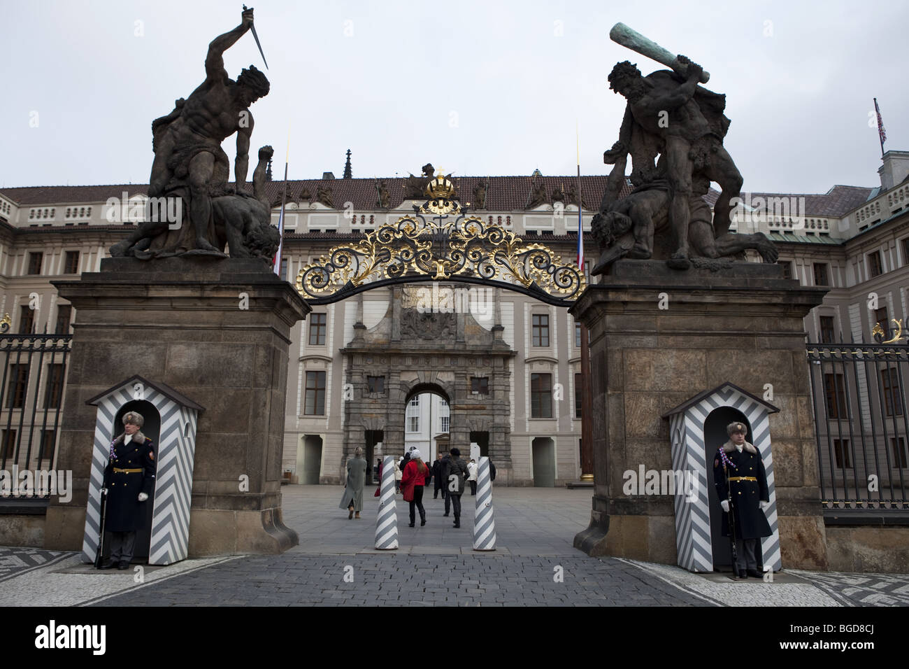 Guards at the Gates of Prague Castle Stock Photo - Alamy