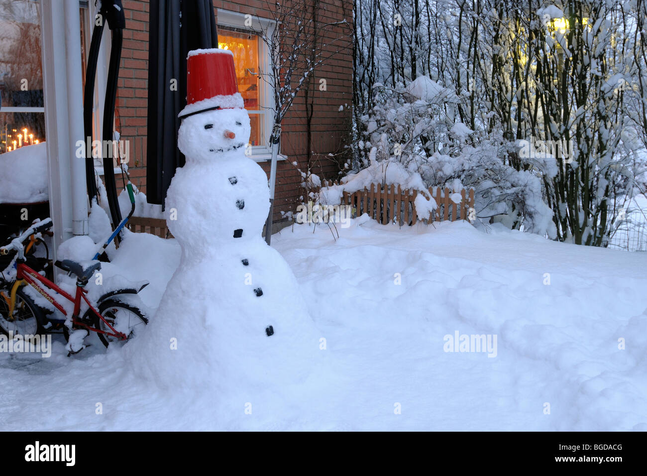 Snowman carrot nose hi-res stock photography and images - Alamy