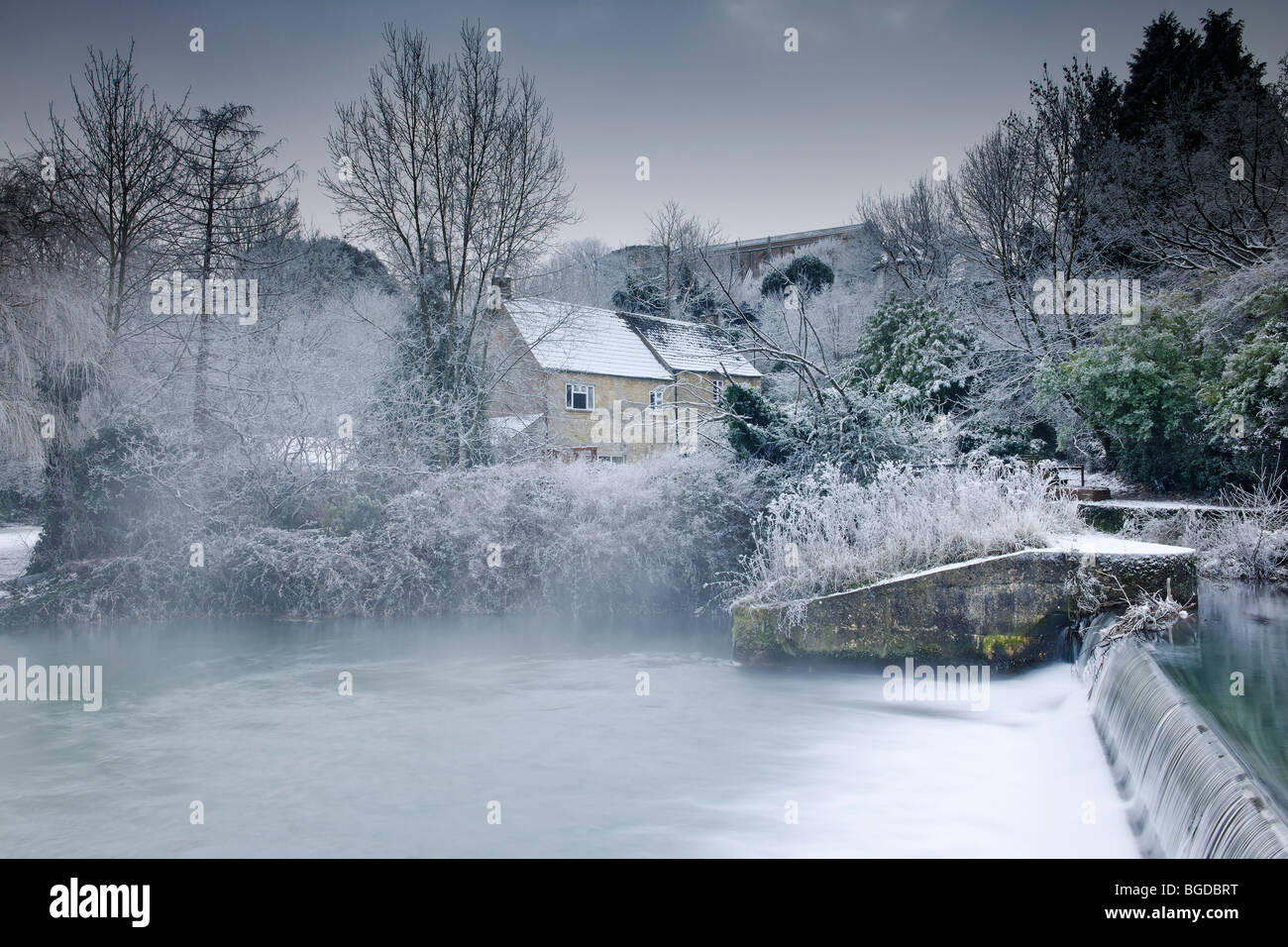 Weir_pool hi-res stock photography and images - Alamy