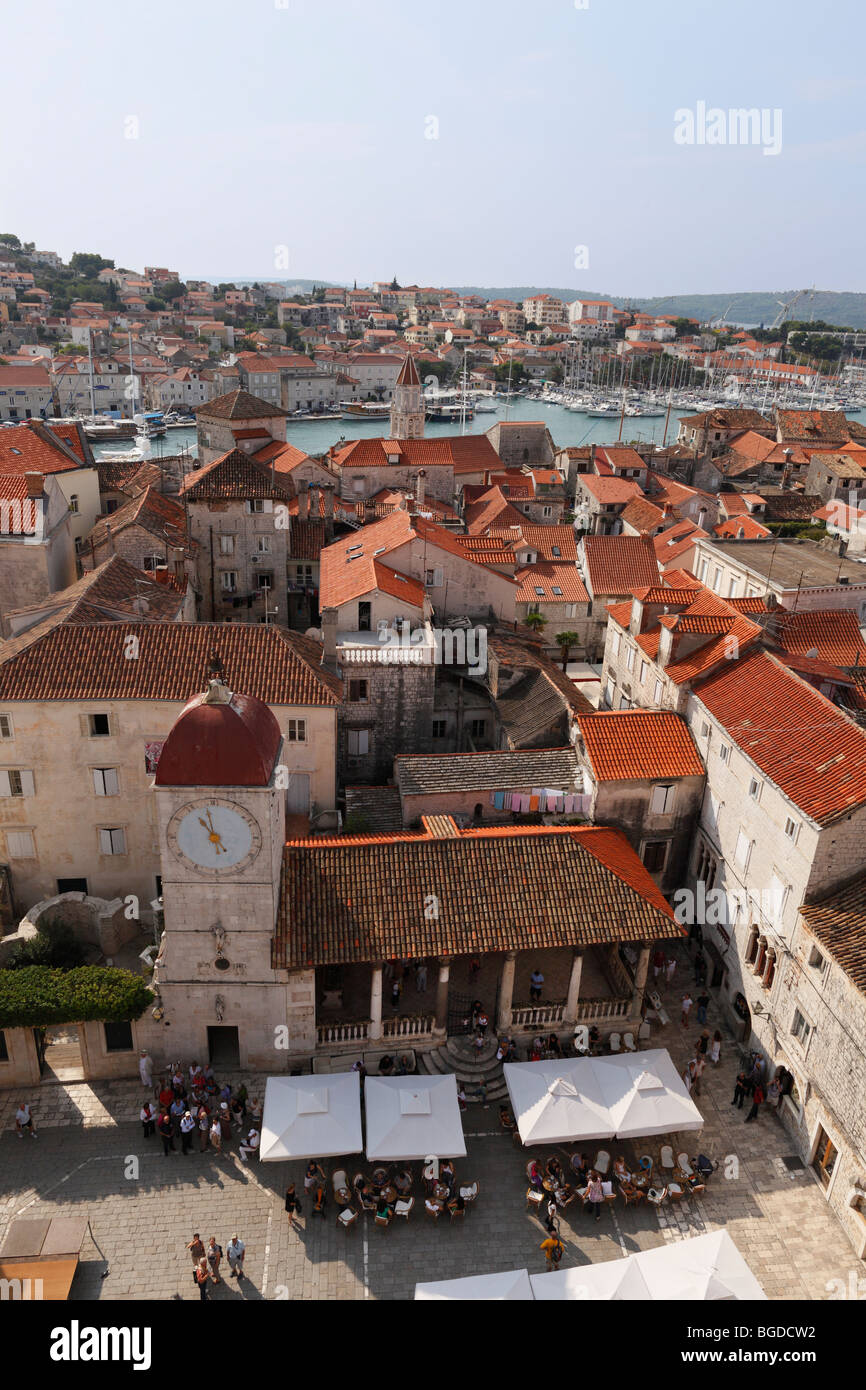 Island spire hi-res stock photography and images - Alamy