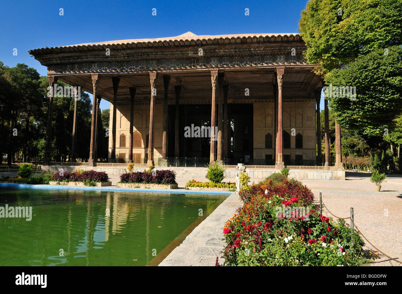 Safavid Chehel Sotoun, Sotoon Palace, UNESCO World Heritage Site ...