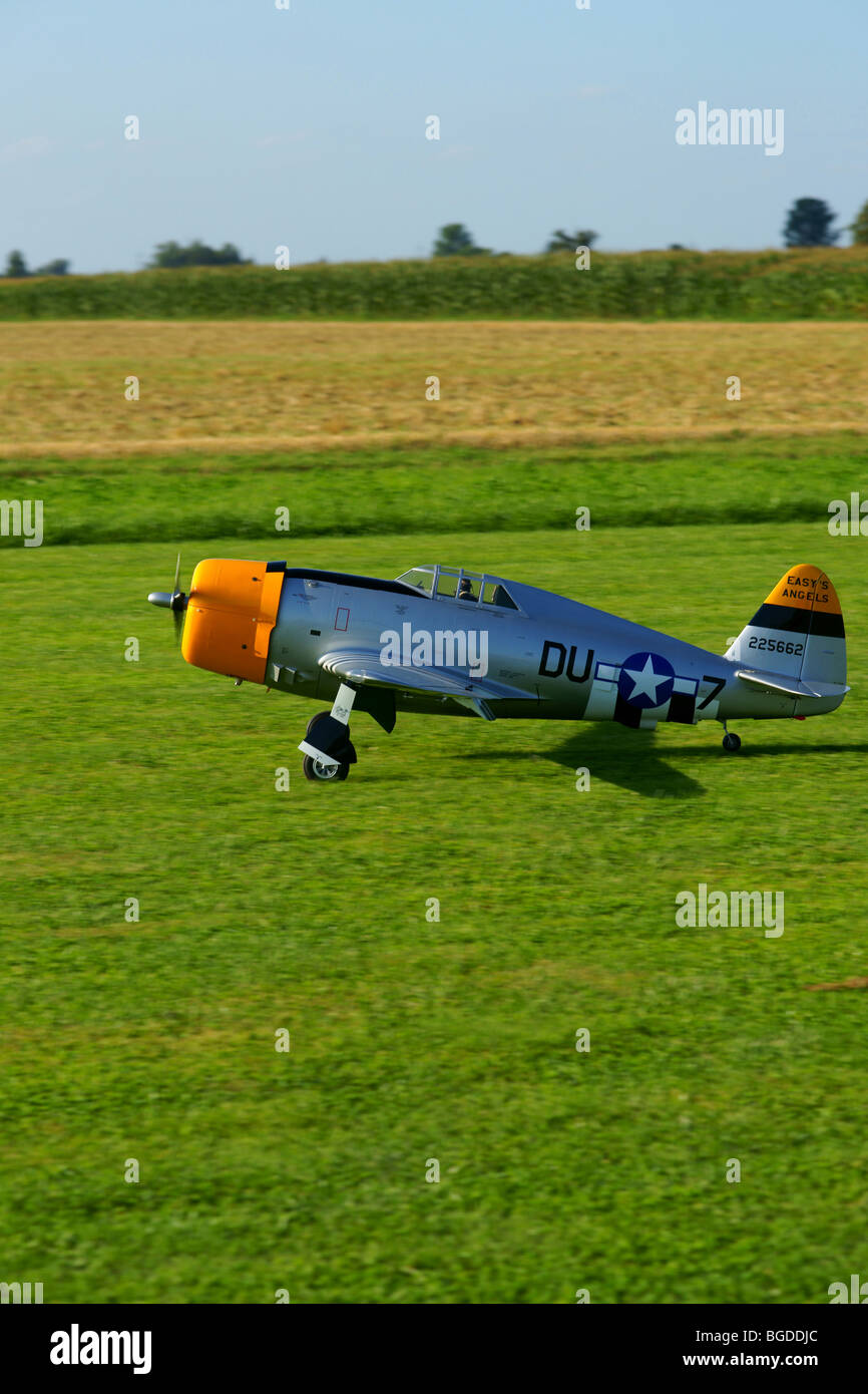 Radio controlled model planes hi-res stock photography and images - Alamy