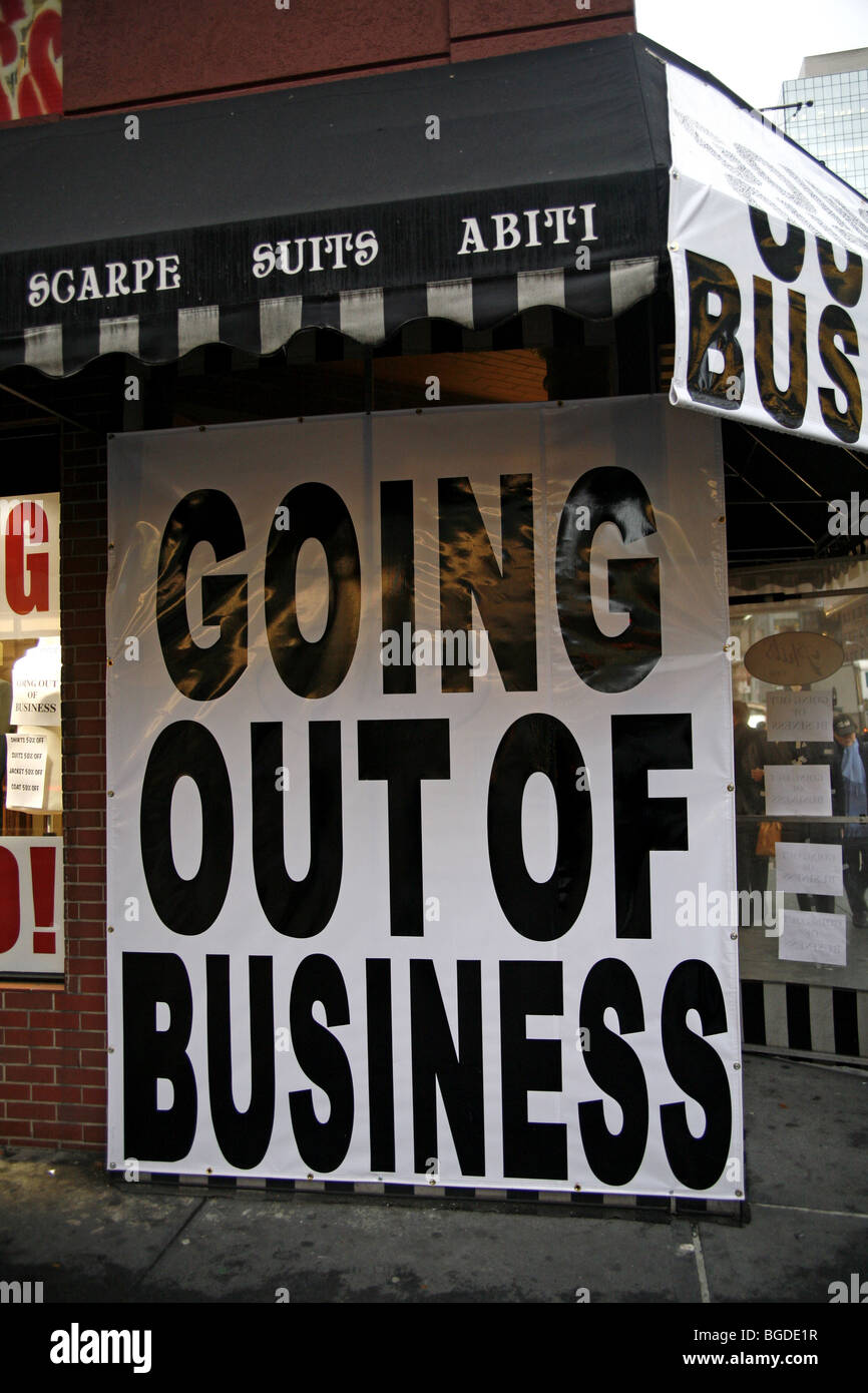 Business closing down hi-res stock photography and images - Alamy