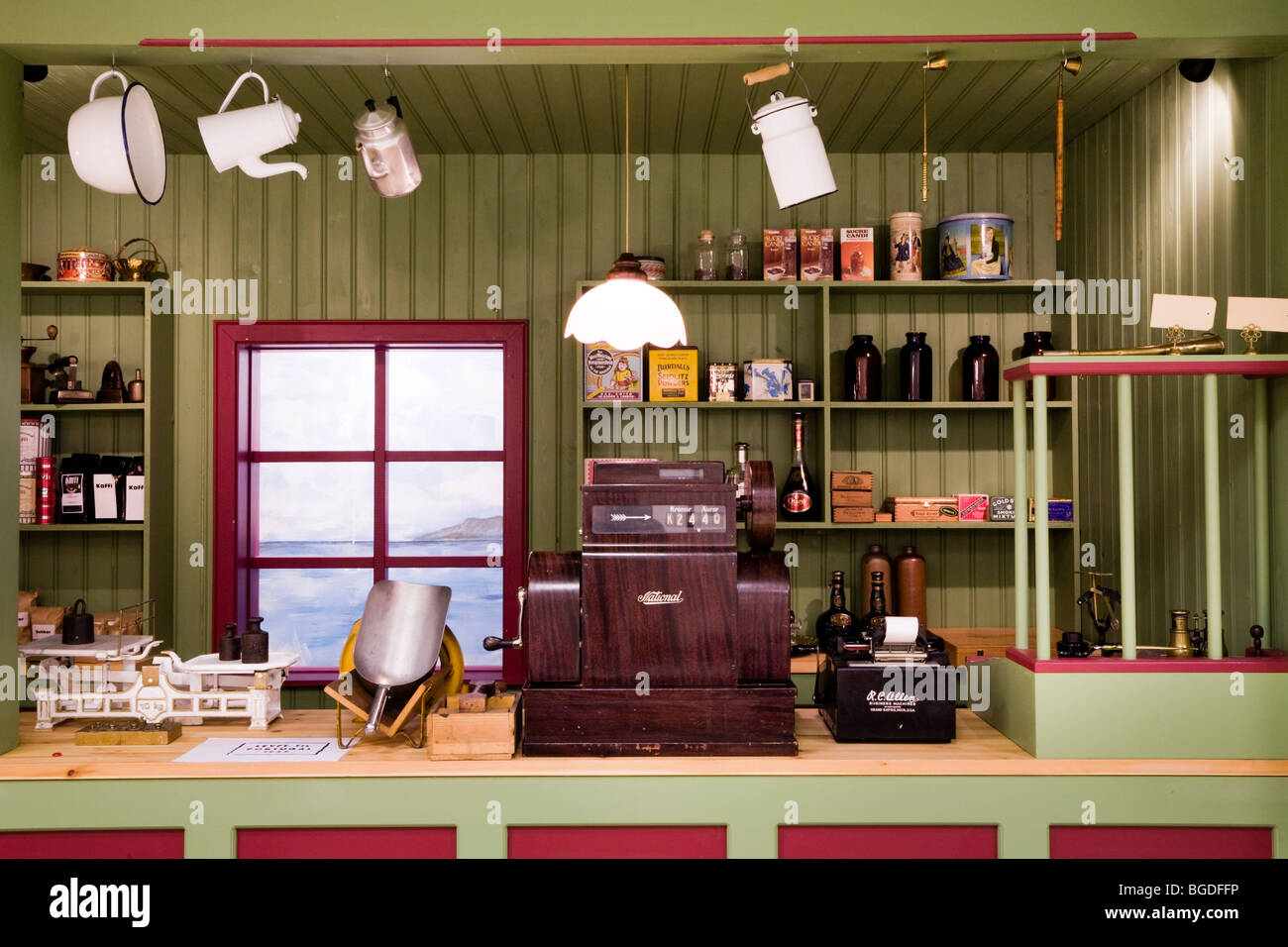 Check out counter hi-res stock photography and images - Alamy