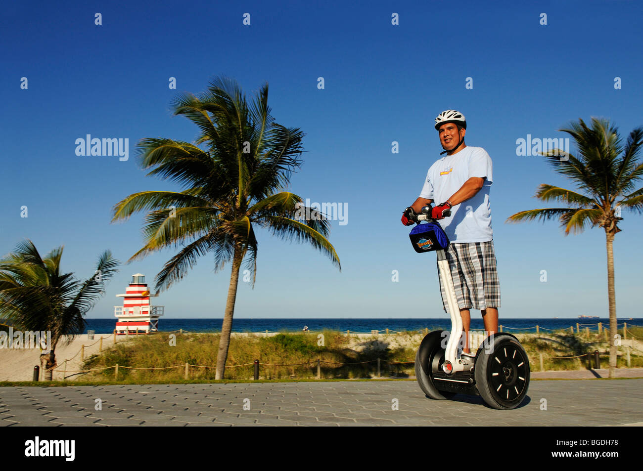 Riding a segway hi-res stock photography and images - Alamy