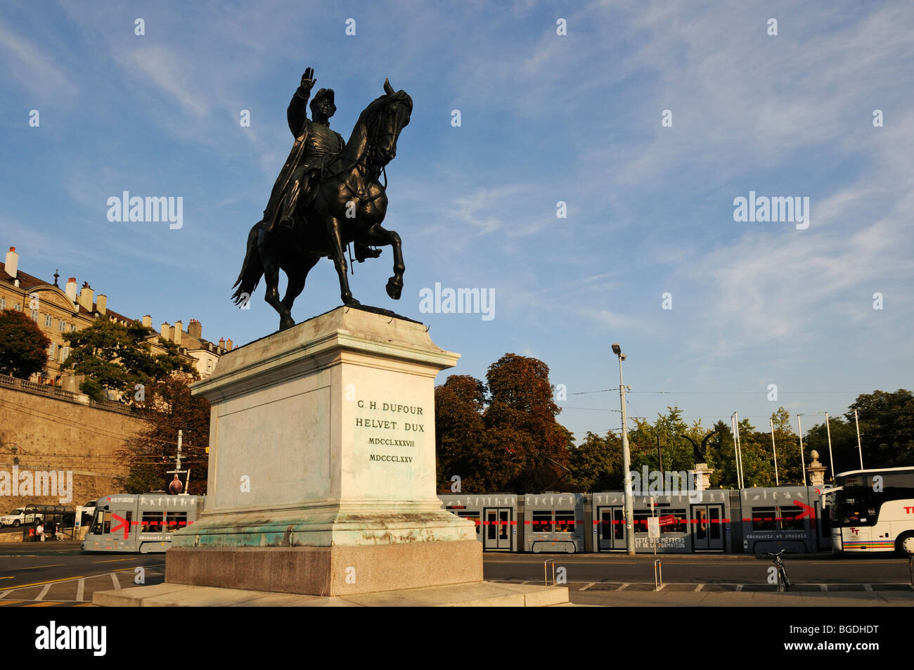 Geneva statue hi-res stock photography and images - Alamy