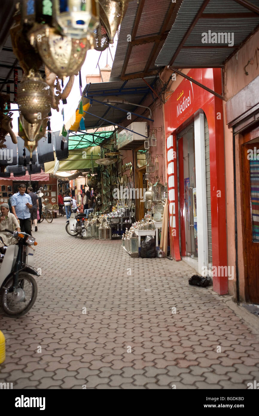 Shops in the souks of central Marrakech Stock Photo - Alamy