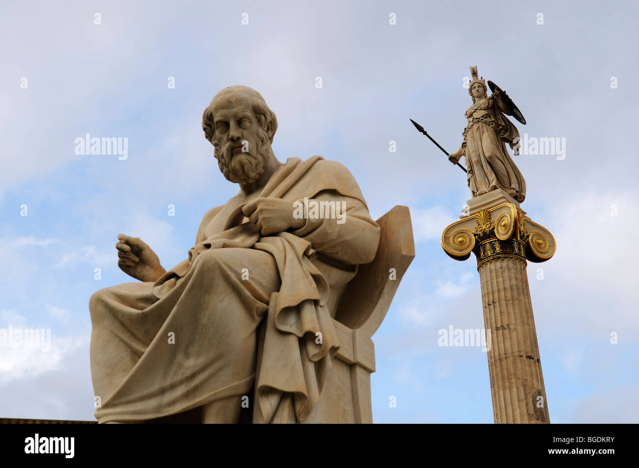 Griechische statue athen hi-res stock photography and images - Alamy