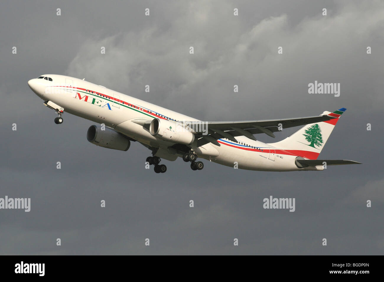 MEA MIDDLE EAST AIRLINES AIRBUS A330 Stock Photo - Alamy