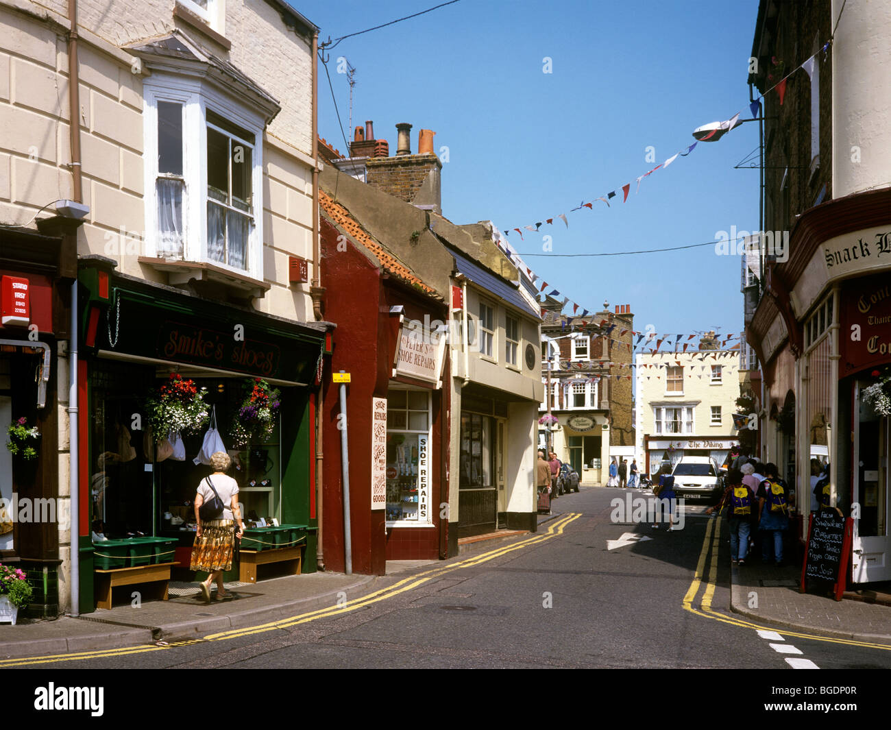 Broadstairs kent shops hi-res stock photography and images - Alamy