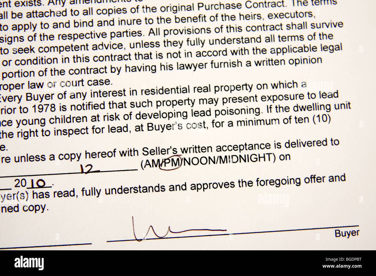 Real estate purchase contract Stock Photo - Alamy
