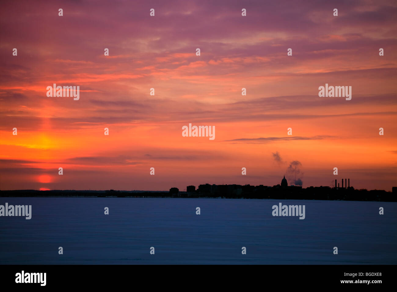 Monona terrace hi-res stock photography and images - Alamy