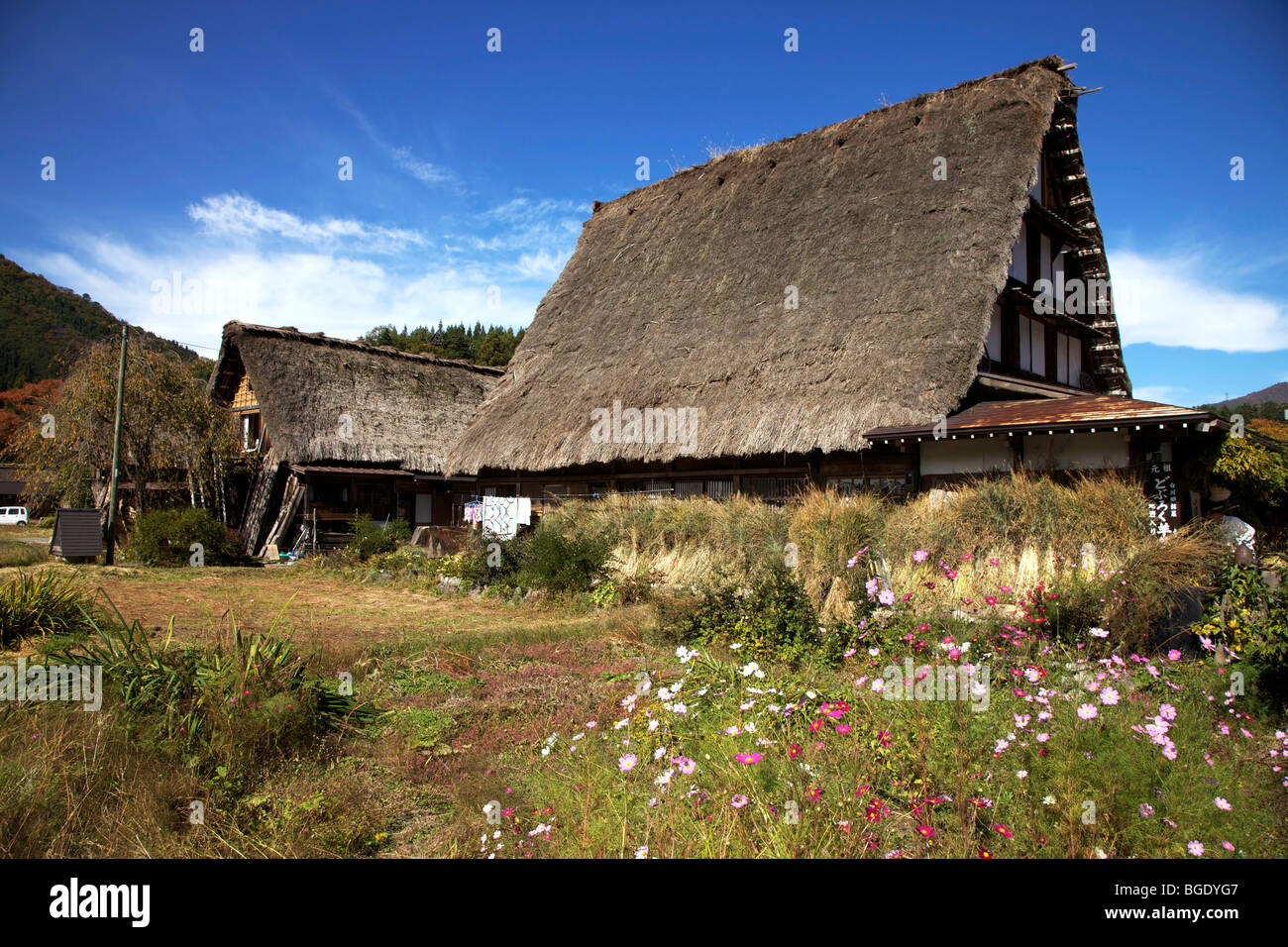 Shirakawa go japan hi-res stock photography and images - Alamy