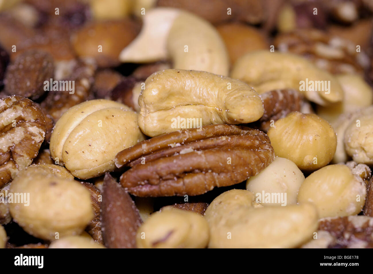 Close up roasted salted peanuts hi-res stock photography and images - Alamy