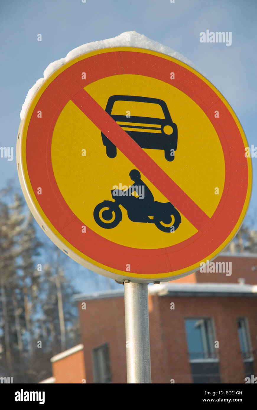 Forbidding street sign Stock Photo - Alamy