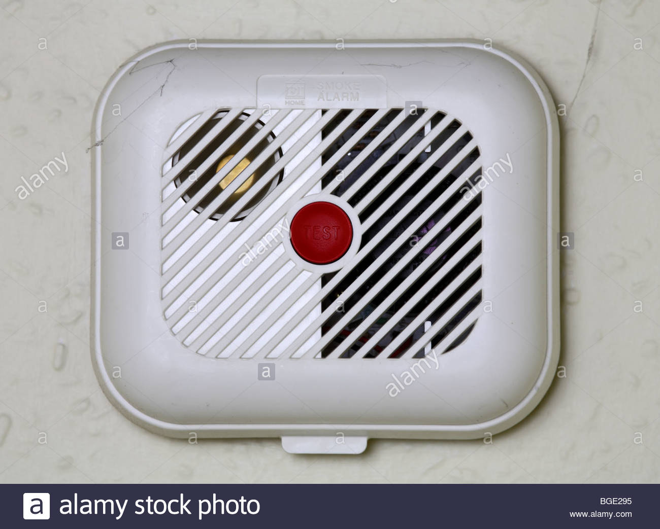 Smoke detector on ceiling hi-res stock photography and images - Alamy