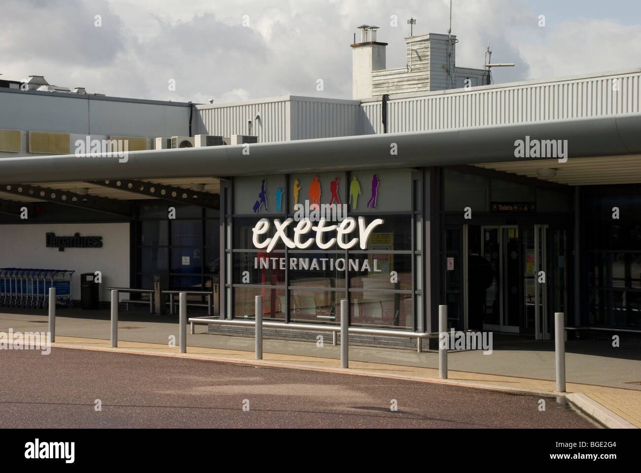 Exeter airport hi-res stock photography and images - Alamy
