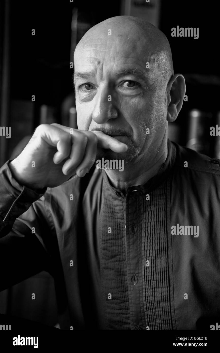 Sir Ben Kingsley Ghandi movie star Stock Photo - Alamy