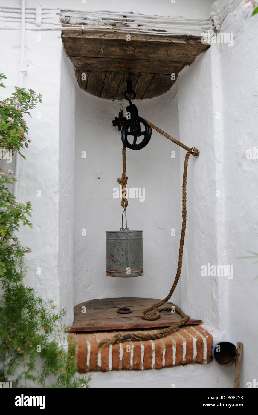 Well Rope And Pulley High Resolution Stock Photography and Images - Alamy