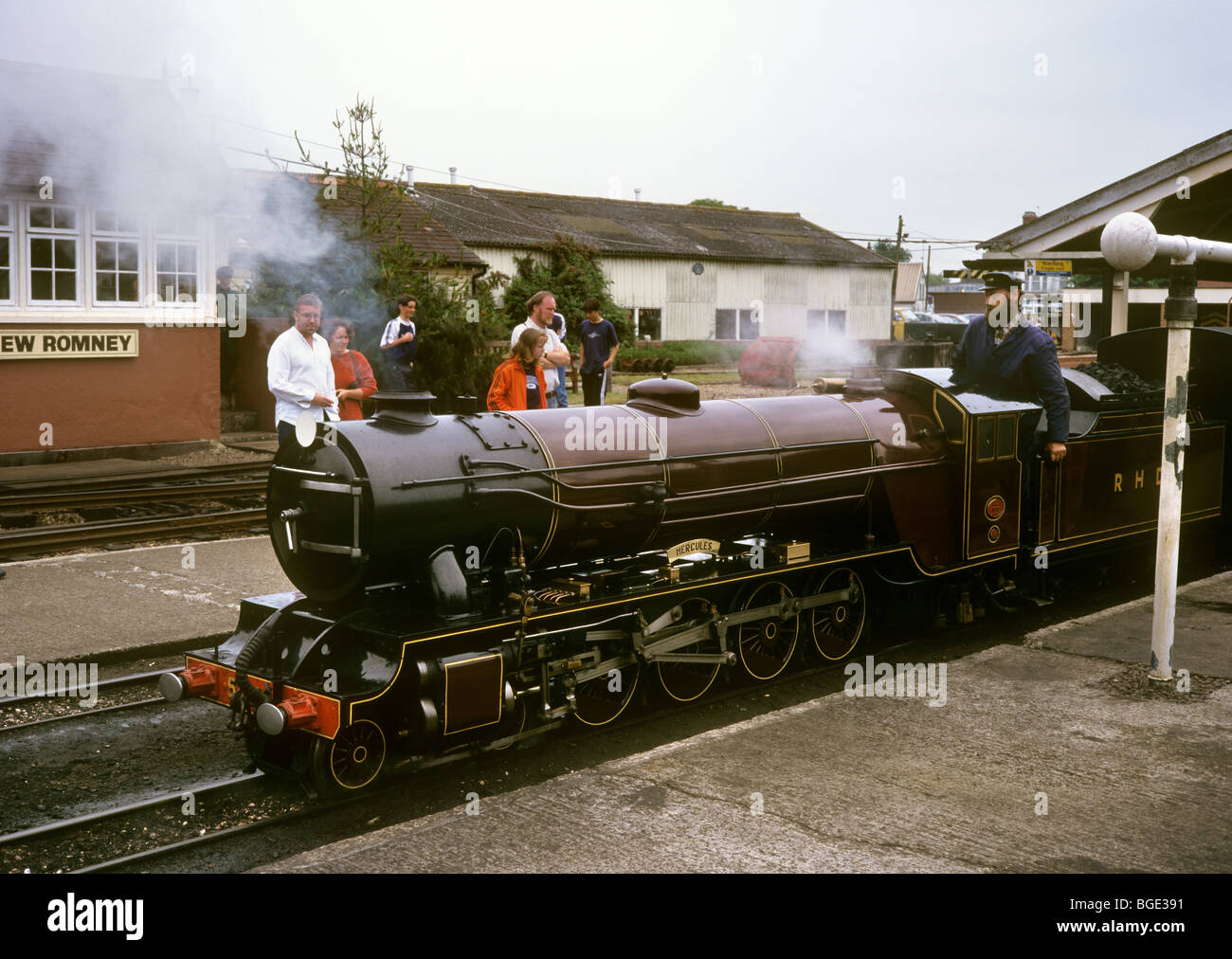 Small scale railway hi-res stock photography and images - Alamy