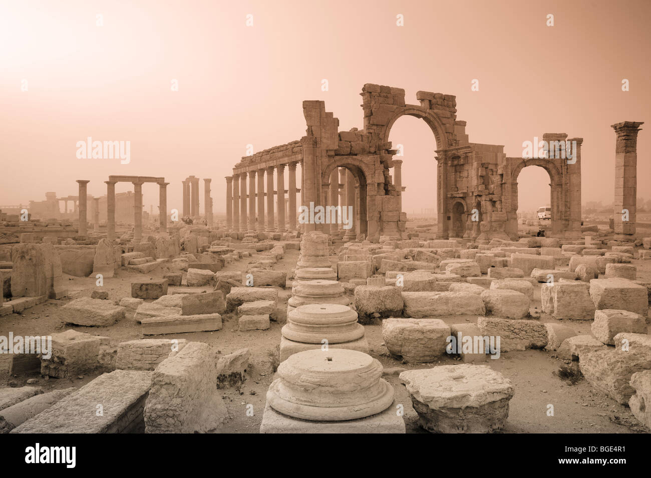 Palmyra Ruins Hd Wallpaper Photo Gallery: Palmyra, Syria The Mad