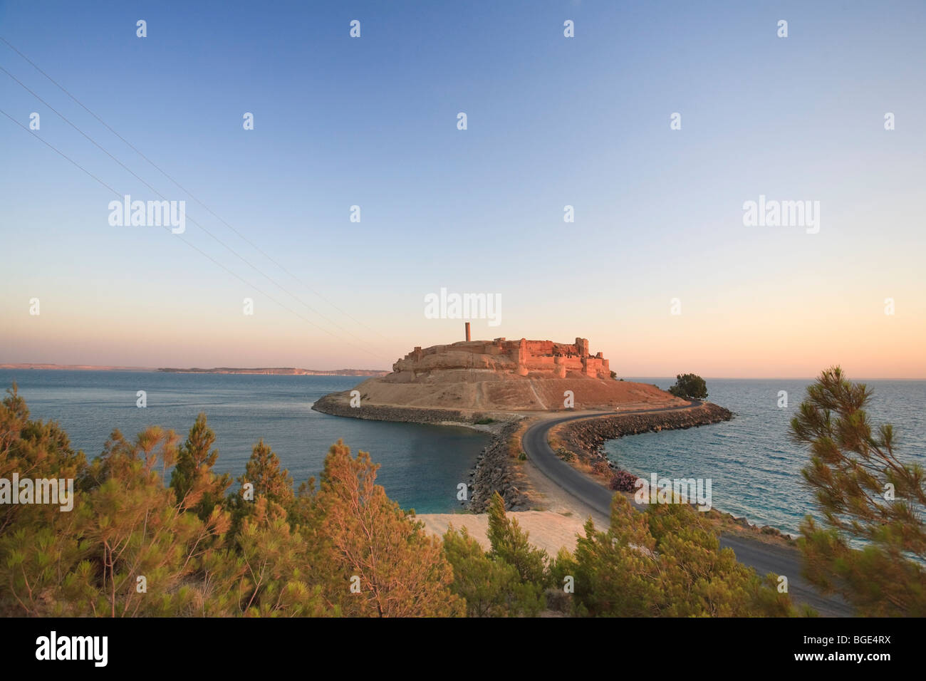 Euphrates river hi-res stock photography and images - Alamy