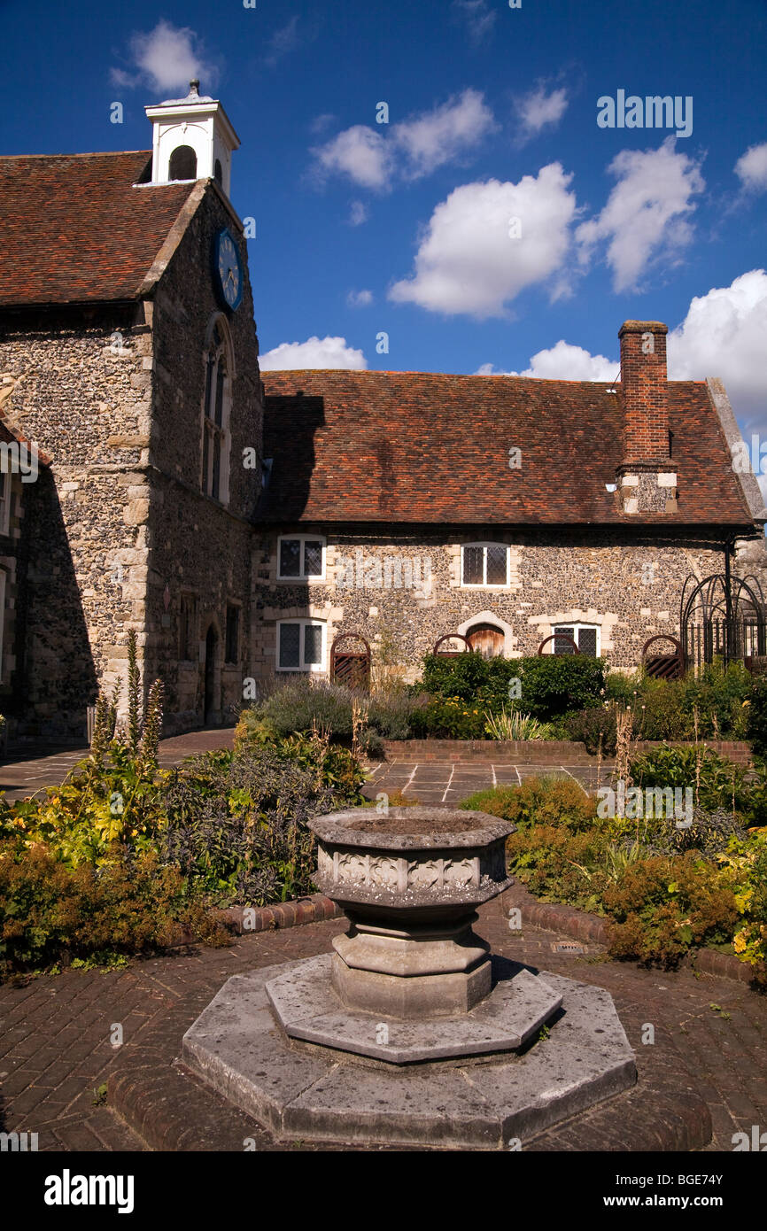 Canterbury medieval poor man hi-res stock photography and images - Alamy