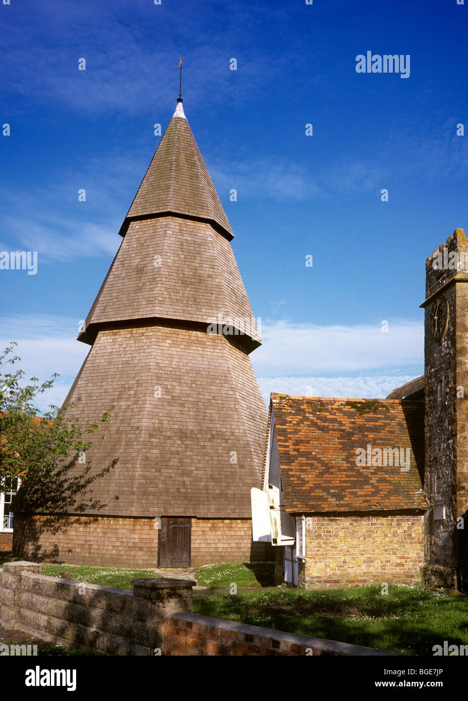 Romney marsh churches hi-res stock photography and images - Alamy