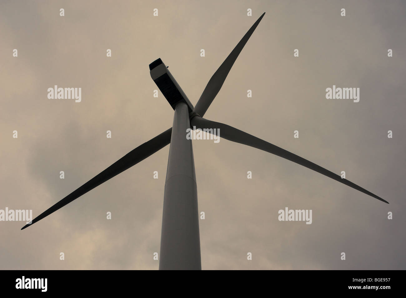 Giant wind turbine, Ness Point, Lowestoft, Suffolk, UK Stock Photo - Alamy