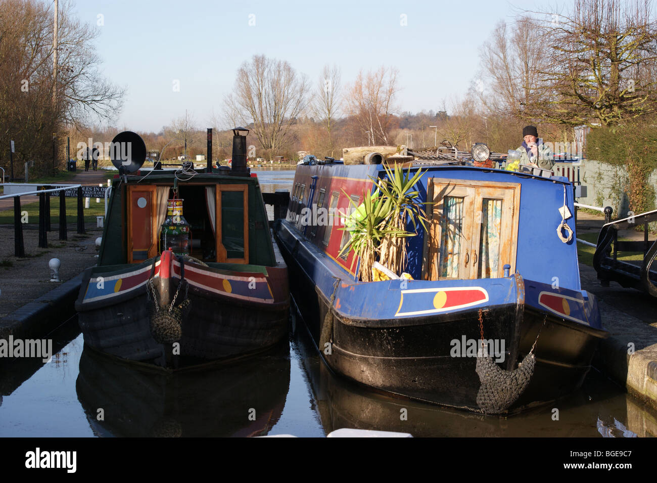Lea river lock canal boats hi-res stock photography and images - Alamy