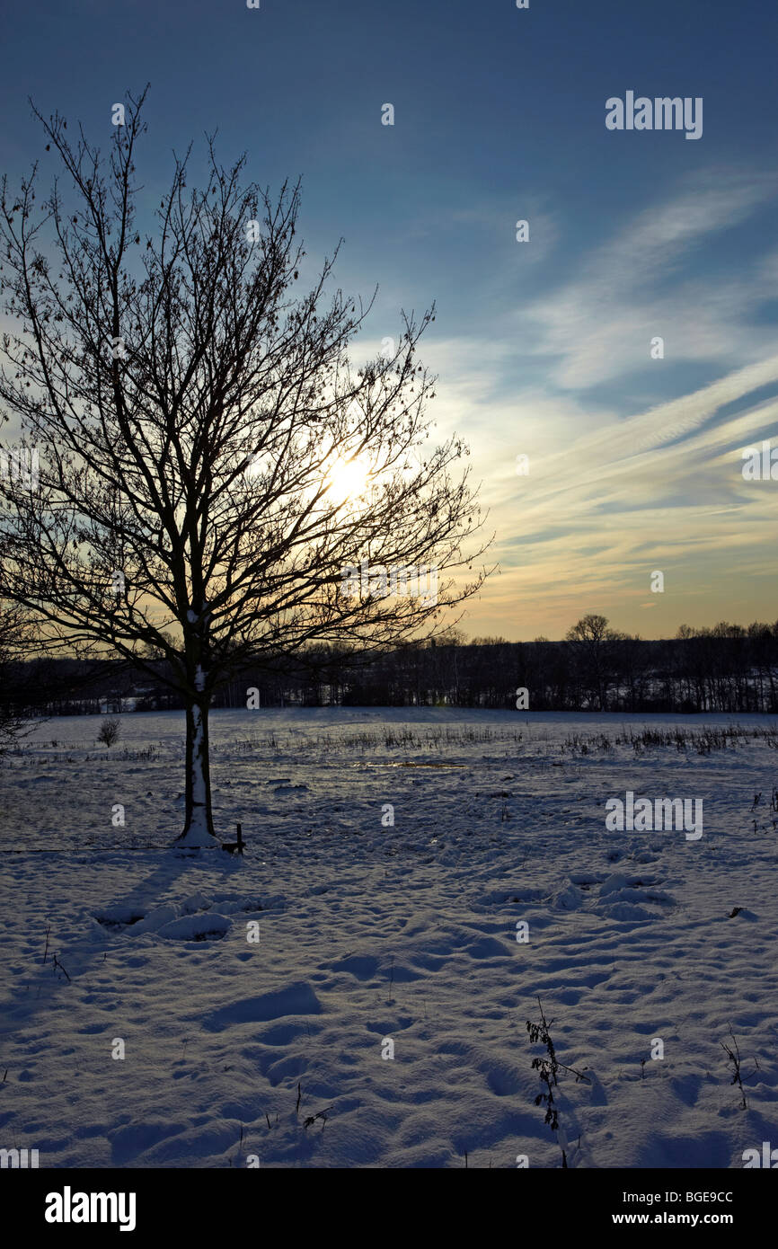 Redhill Surrey winter snow scenes Stock Photo - Alamy