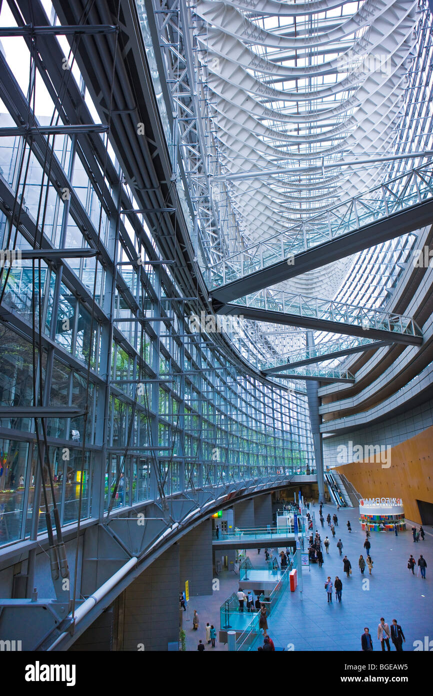 Inside the Tokyo International Trade Center Stock Photo - Alamy