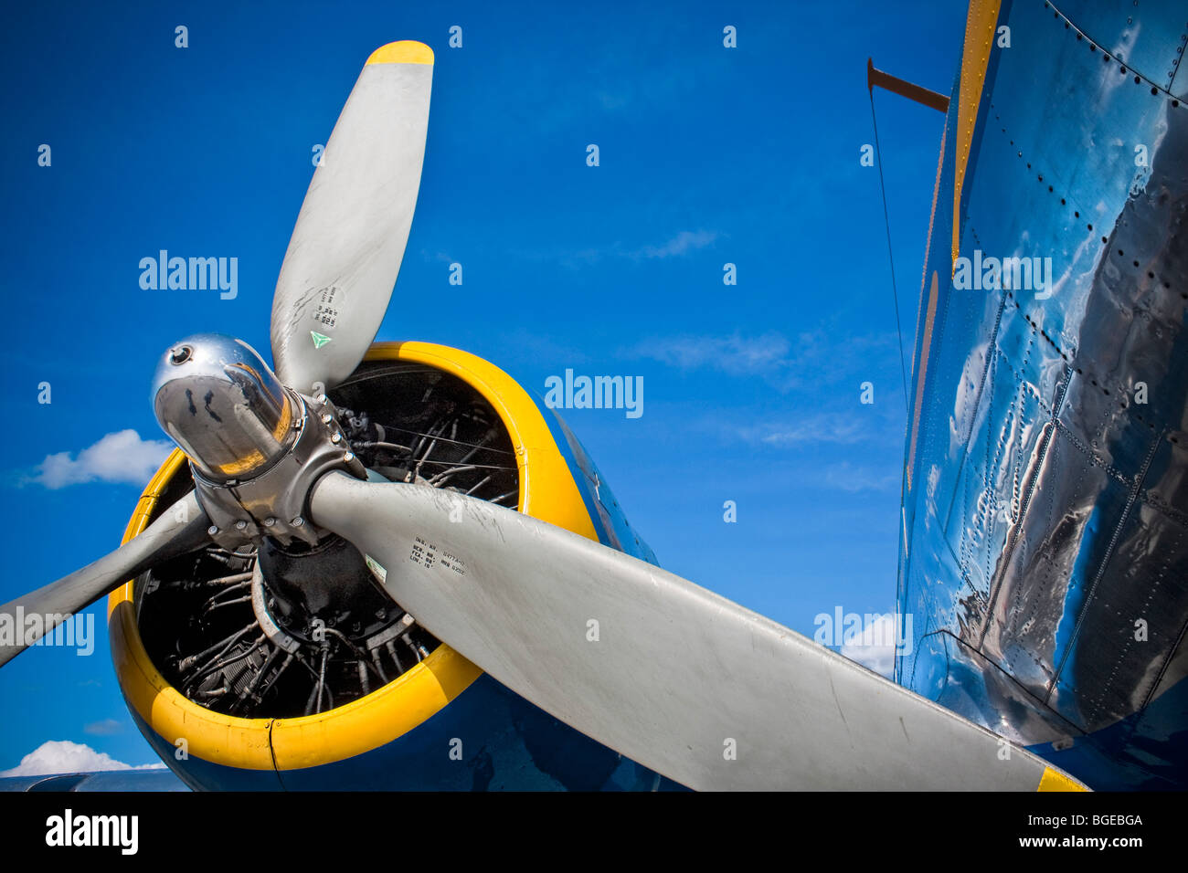 Propeller driven hi-res stock photography and images - Alamy