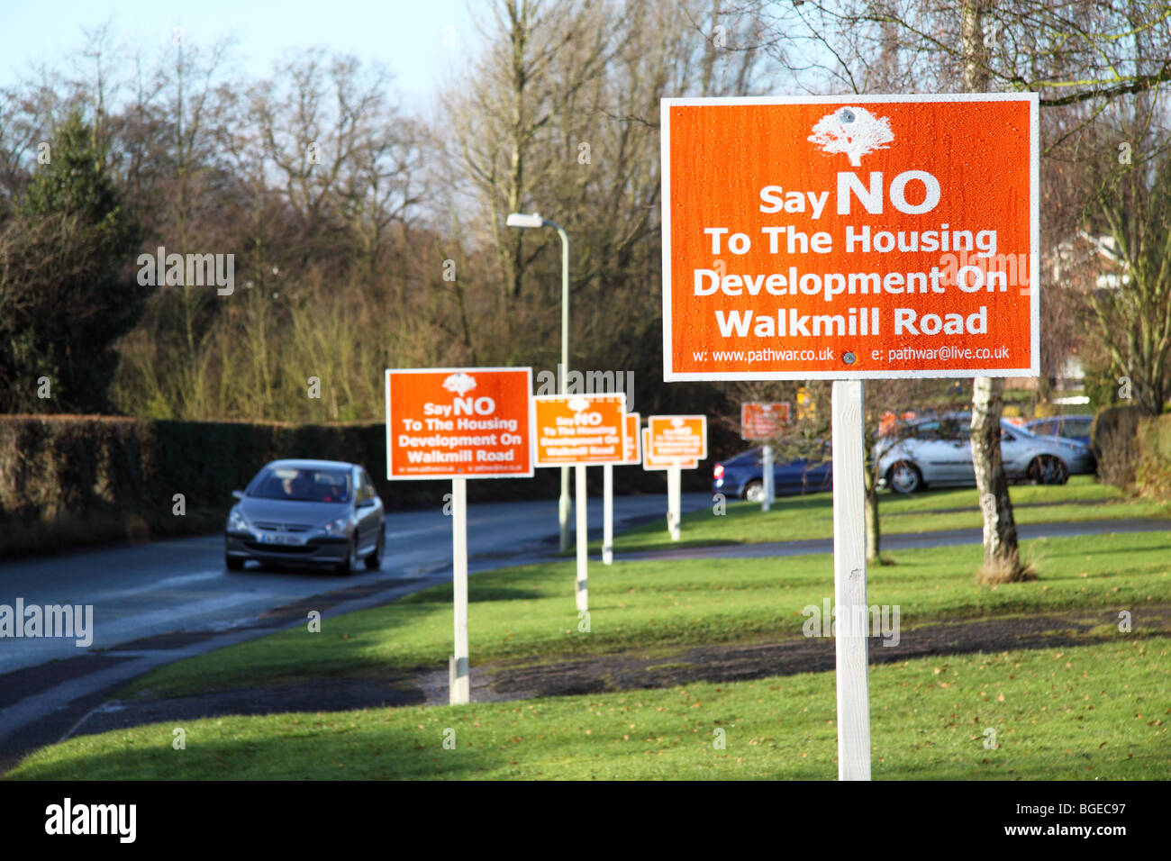 Property development protest signs in a residential street Stock Photo ...