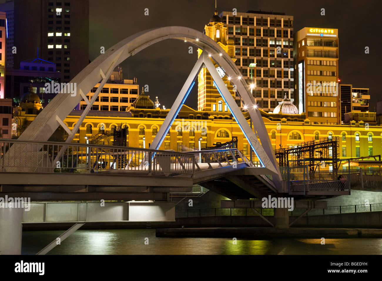 Yarra river bridge melbourne hi-res stock photography and images - Alamy