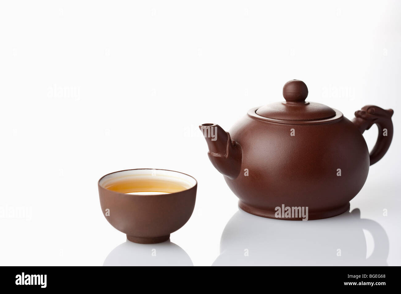 Chinese tea pottery hi-res stock photography and images - Alamy