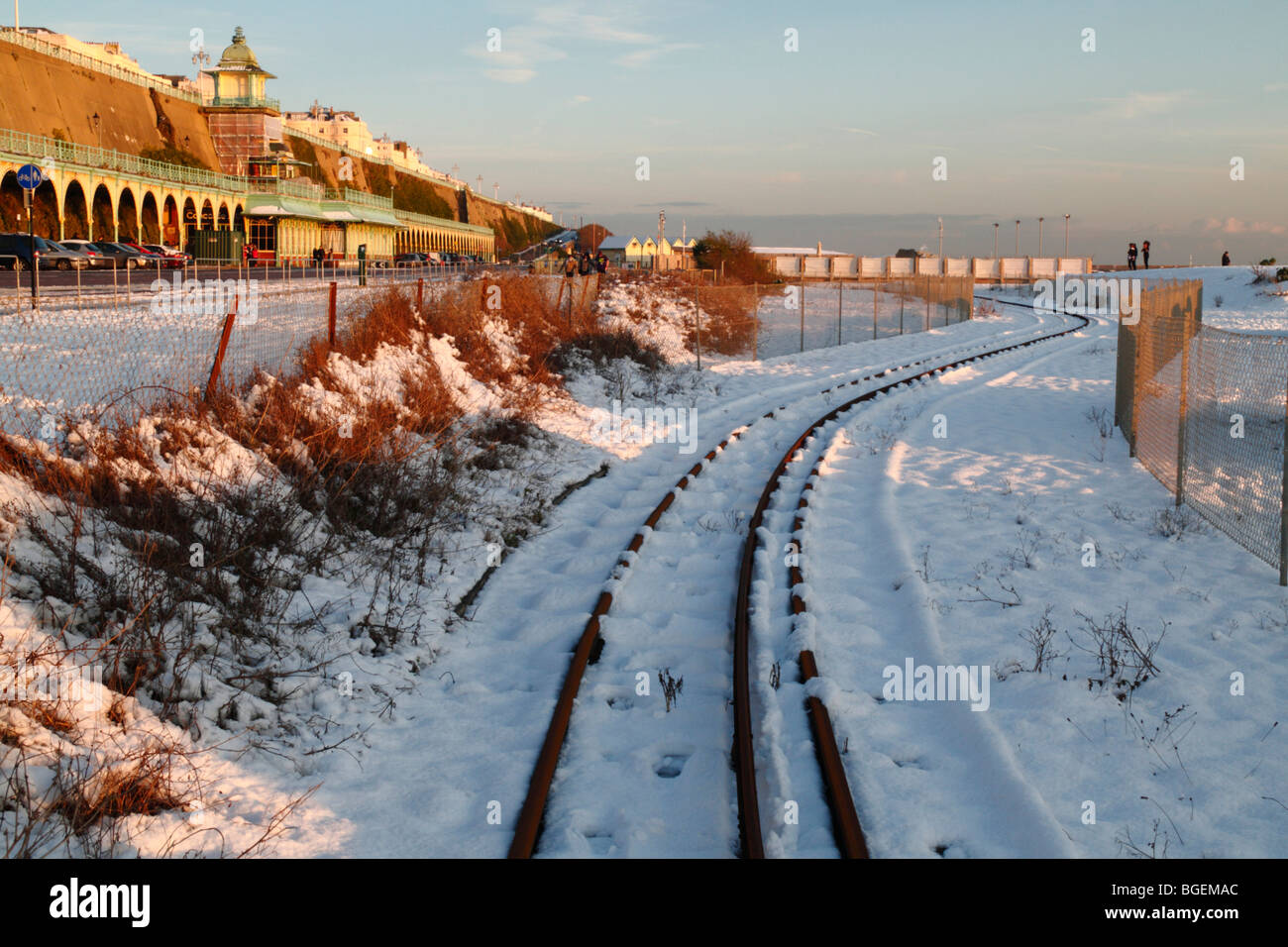 Fencing railway tracks in hi-res stock photography and images - Alamy