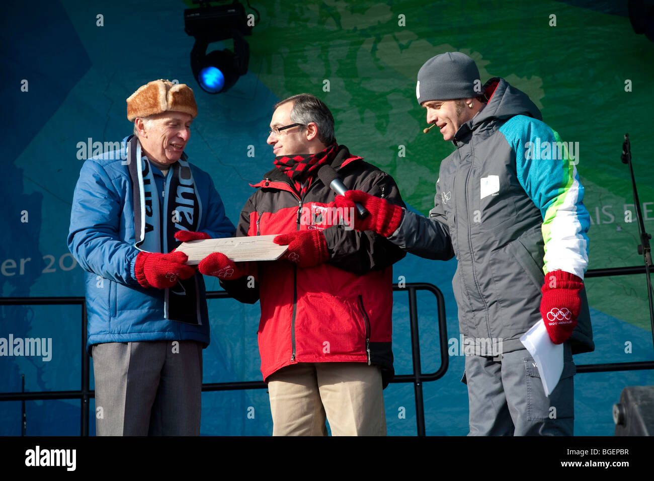 2010 olympic torch relay hi-res stock photography and images - Alamy