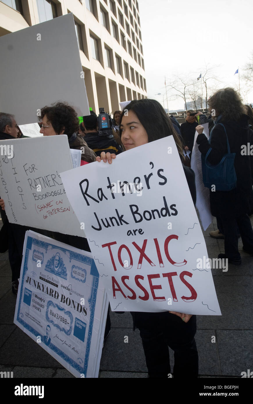 Activists and supporters from Develop Don't Destroy Brooklyn (DDDB) in ...