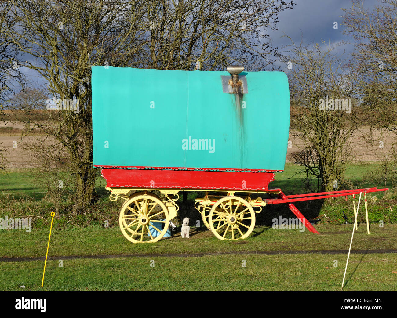 Gypsy caravan hi-res stock photography and images - Alamy