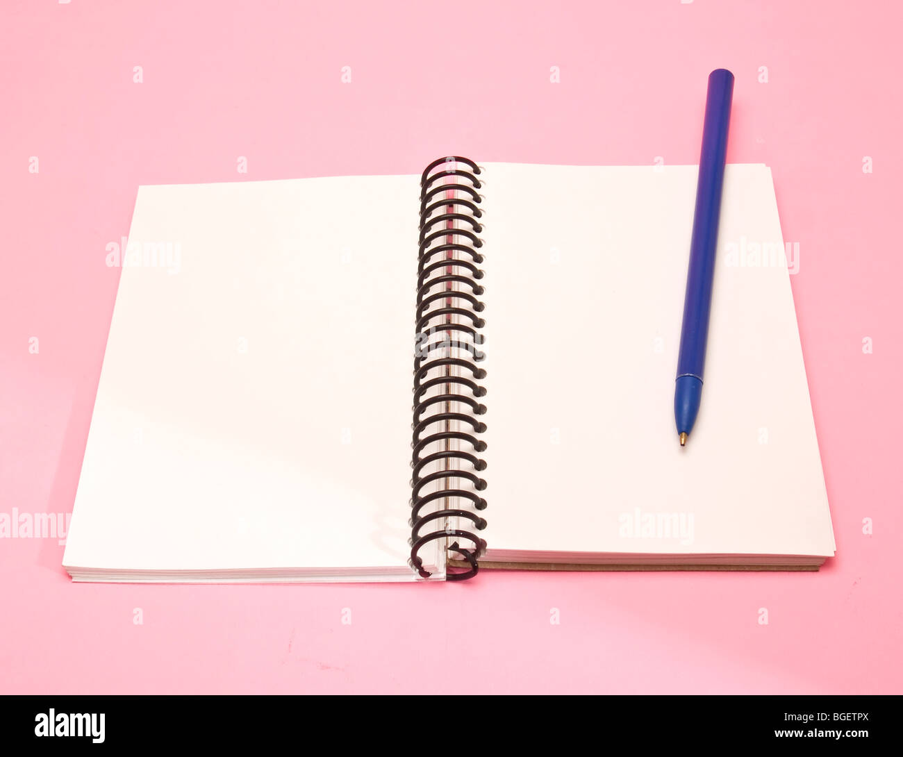 notebook and pen Stock Photo - Alamy