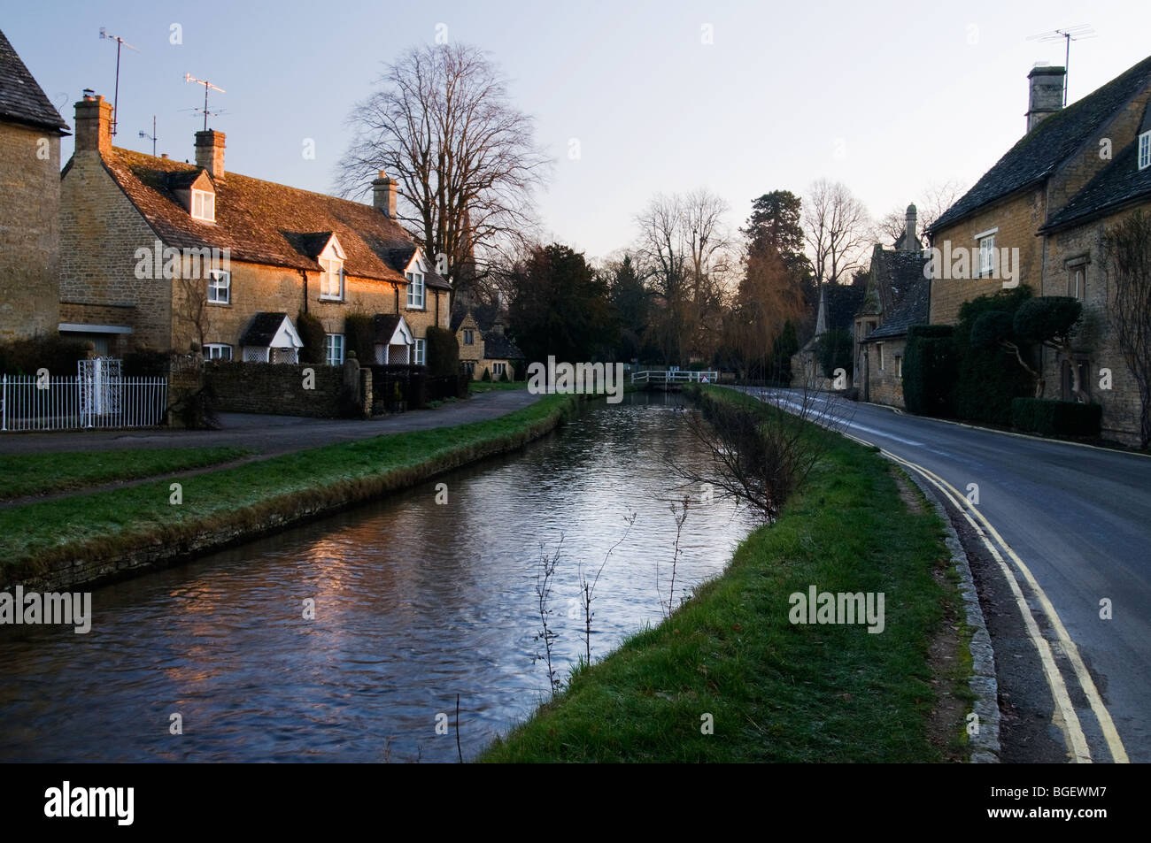 Village scene at Lower Slaughter, Cotswolds Stock Photo - Alamy